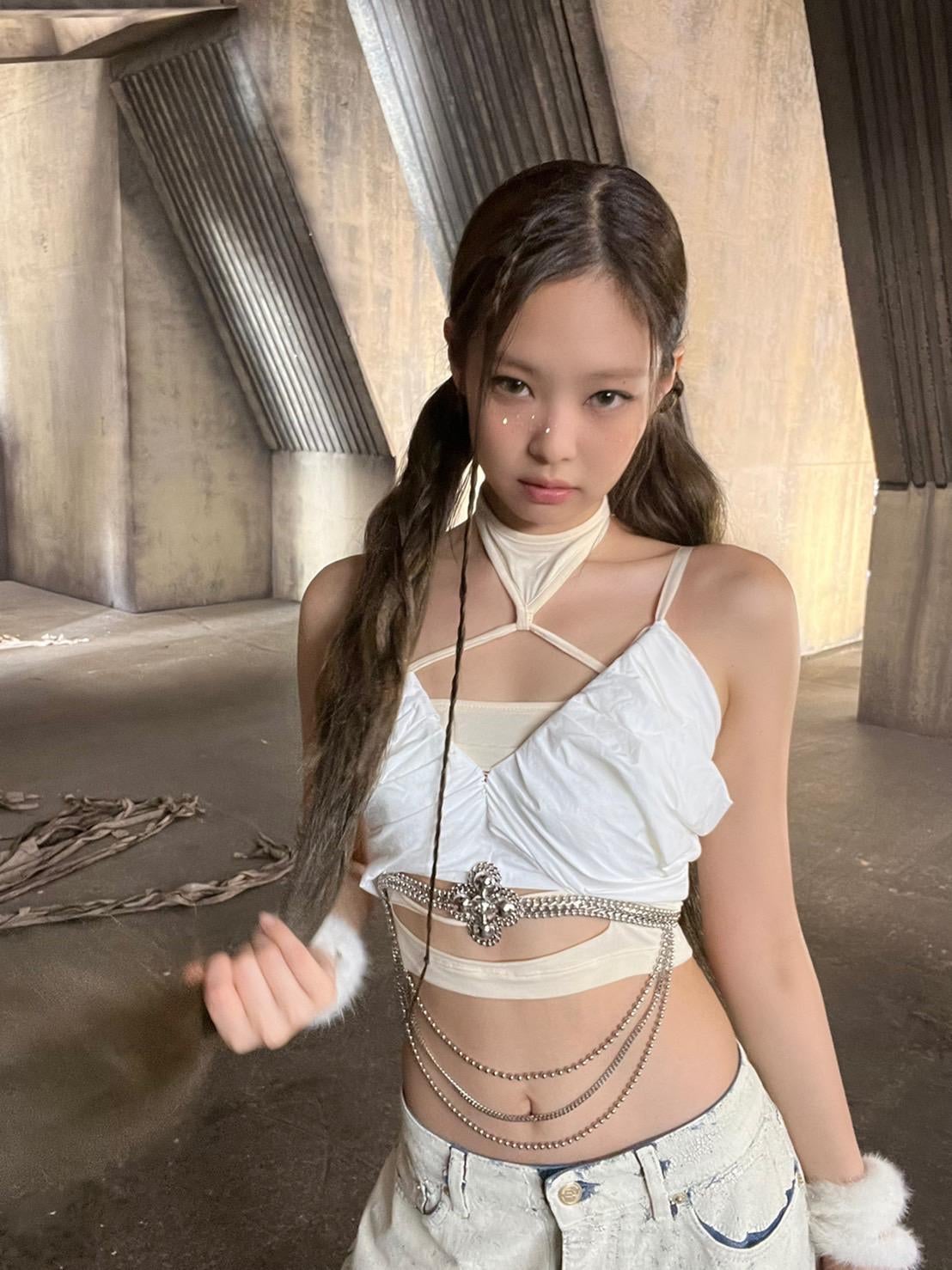 Dystopia 4 Blackpinkss Jennie Tests You Femdom Multiple Orgasms